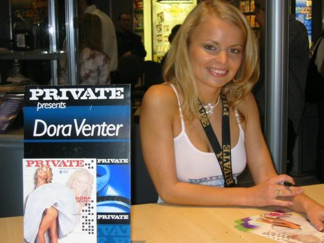 Dora Venter Wiki